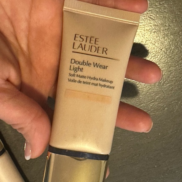 Estee Lauder | Makeup | Estee Lauder Double Wear Light 3w Tawny | Poshmark